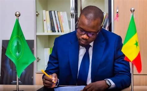 Sonko dans la course Présidentielle Son mandataire dépose la caution