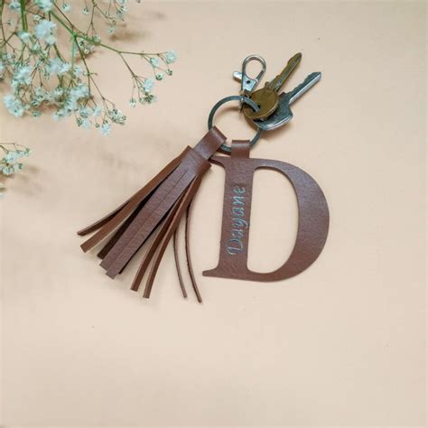 Chaveiro Inicial Personalizado Nome E Tassel Letra Inicial