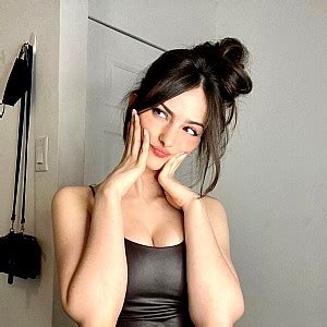 Victoria Pfeifer Free Pics Galleries More At Babepedia