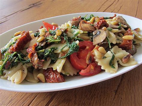 Mediterraner Nudelsalat Von Mrs Claus Chefkoch