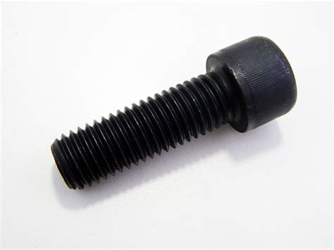 LUTEC Parafuso Allen Cabeça Cilíndrica M16 x 30 Aço Liga Embalagem