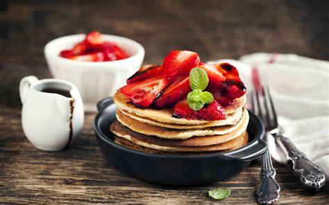 Fonds d écran Crêpes fraise dessert chocolat chaud la nourriture