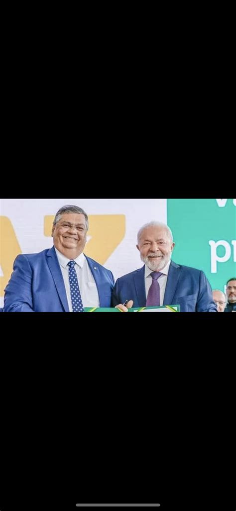 Lula diz que enfrenta dilema sobre o futuro de Flávio Dino entre