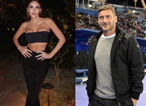 Totti Marialuisa Jacobelli Scoppia La Passione Intanto Ilary Blasi