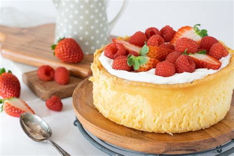 Tarta de queso mascarpone al horno cremosa y muy fácil de hacer