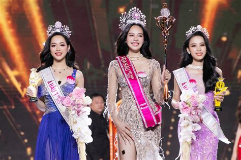 Huỳnh Thị Thanh Thuỷ đăng quang Hoa hậu Việt Nam 2022