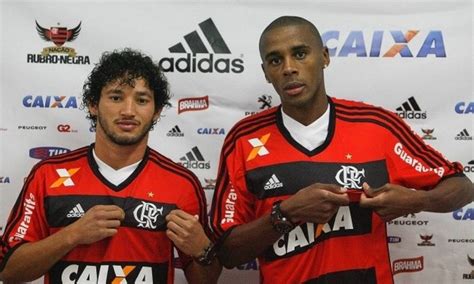 Flamengo apresenta dois novos reforços Jornal O Globo