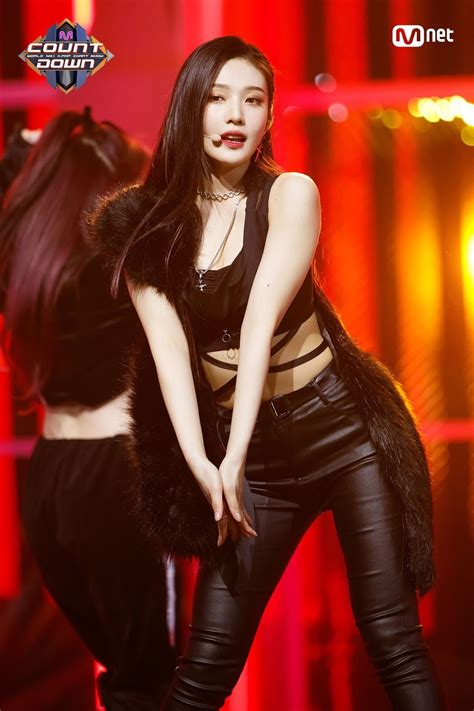10 Times Red Velvet S Joy Looked Gorgeous In The Sexiest Most Iconic