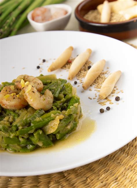 Salteado De Gambas Esp Rragos Y Ajetes Recetas K Ken