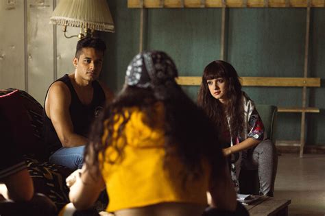 Entrevías temporada 3 2023 tráiler fecha de estreno reparto y