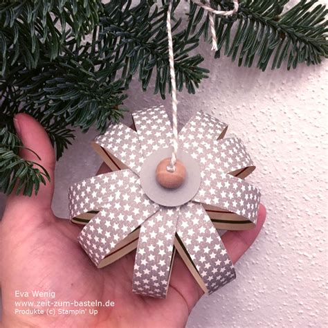 Anleitung für Christbaumkugeln aus Papierstreifen