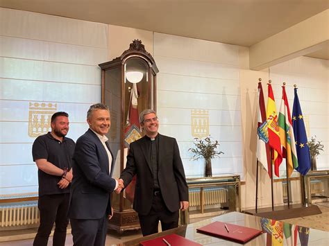 El Ayuntamiento de Logroño suscribe un convenio con la Diócesis para la