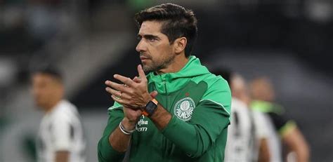 Palmeiras Abel tem dilema e pode mudar estratégia antes de decisão