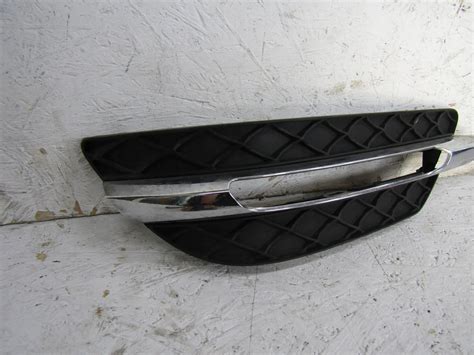 Mercedes C w204 lift kratka zderzaka prawa przód A2048803224 za 60 zł z