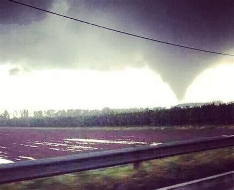 Le Impressionanti Immagini Del Tornado Che Ieri Pomeriggio Ha Devastato