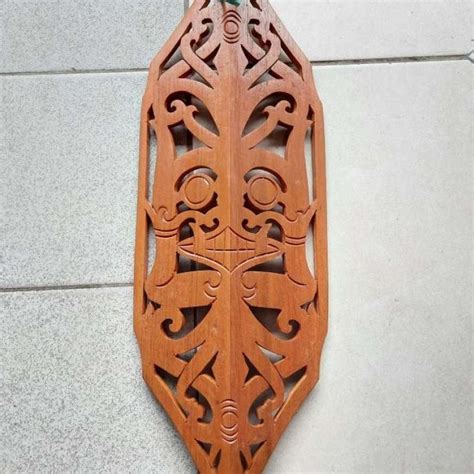 Jual Tameng Adat Dayak Koleksi Pelindung Hiasan Dinding Khas