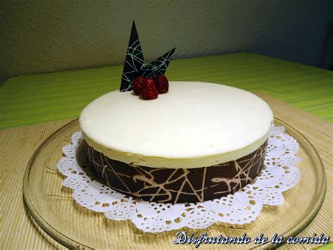 Tarta De Chocolate Blanco Con Frambuesas