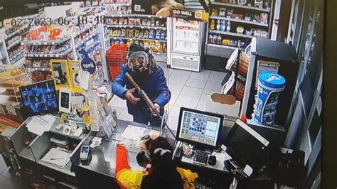 Navaja Mariposa On Twitter RT PoliciaSXXI Atraco Con Escopeta En