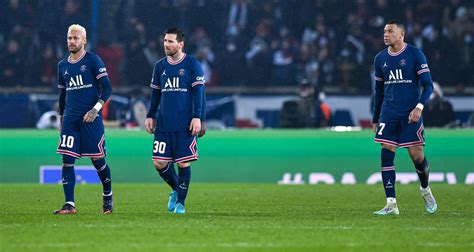 PSG une légende brésilienne encense le trio Messi Mbappé Neymar et