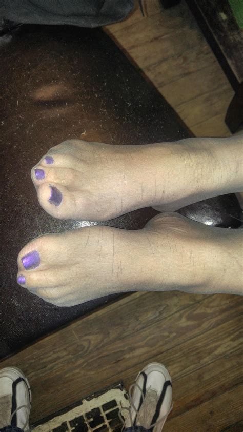 Wife S Feet In Nylons Scrolller