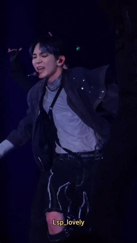 On Twitter Shinee World Vi