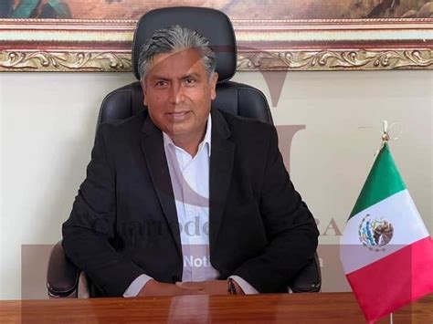 Francisco Ixtlapale Pérez rinde protesta como alcalde suplente de