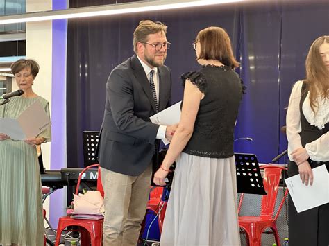 Galeria Mediateka ma już 5 lat Pracownicy i czytelnicy otrzymali