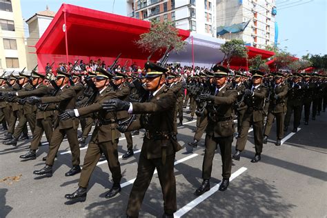 Gran Parada y Desfile Cívico Militar 2023 Ministerio de Defensa del