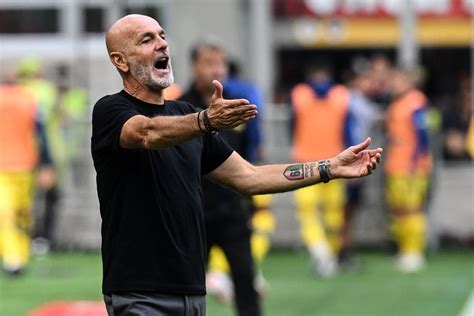 Milan L Uscita Dalla Champions Provoca Un Primo Effetto Molto