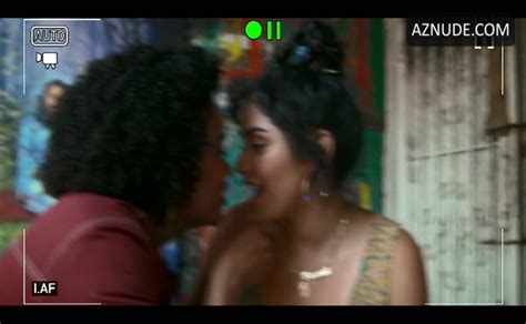 Julissa Calderon Karrie Martin Lesbian Scene In Gentefied Aznude
