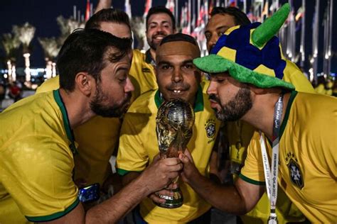 Coupe du monde 2022 le Brésil grand favori entre en scène