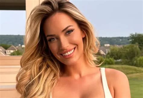 Watch Golf Influencer Paige Spiranac Show Off Her Perfect Boobs In