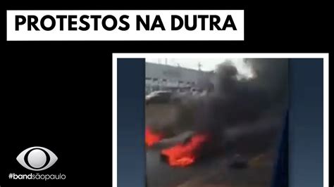 Protesto De Caminhoneiros Bloqueia Rodovia Youtube