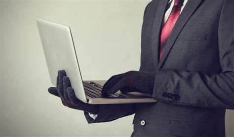 Cómo detectar fraudes en una empresa Oficina10