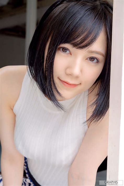 Graphis First Gravure No Remu Suzumori