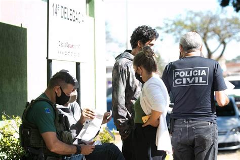 Amigo de estudante picado por naja é preso suspeito de ocultar provas