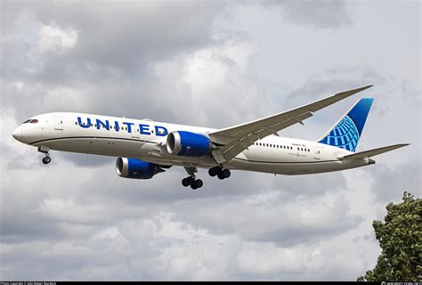 N24979 United Airlines Boeing 787 9 Dreamliner Photo By John Robert