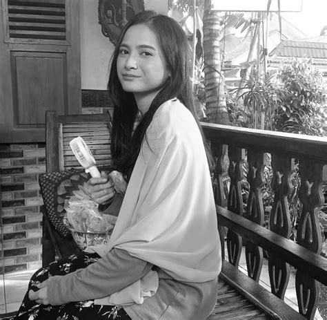 Acha Septriasa Jadi Pemeran Mumun Dan Mimin Di Film Horor Mumun Yang
