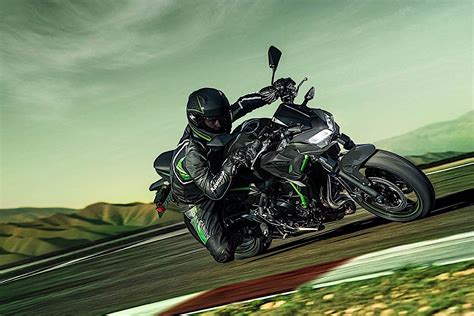 5 Best Hyper Naked Motorcycles To Get For 2023 Under 10 000
