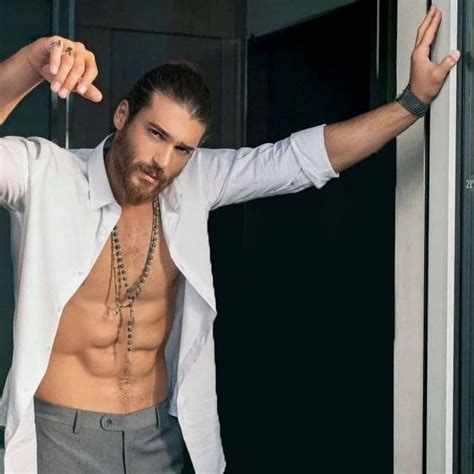 Personales archivos Can Yaman Turkish men Erkenci kuş Canning
