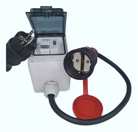 RoadEu Schuko Adapter Komplett mit Zähler Stecker 230V auf Schuko