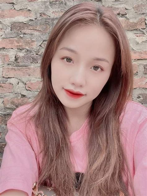 Ảnh Thị Nhung Xinh Đẹp Cute Gây Sốt Cộng Đồng Mạng