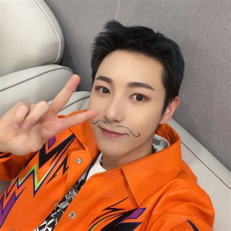 220407renjun 谢谢 梦梦 们 得奖 了 renjun update nct nct dream nctzen kpop