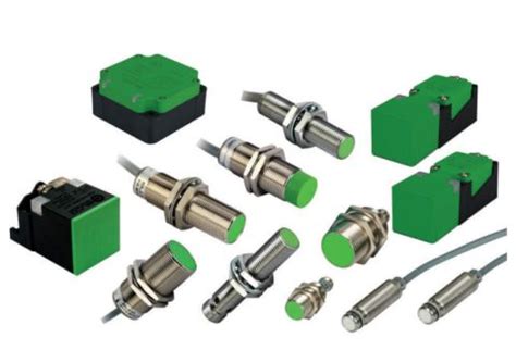 Qual a diferença entre sensores indutivos e capacitivos Servo