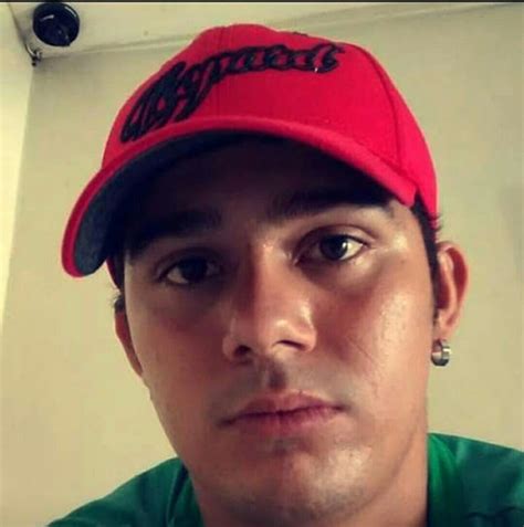 Homem é condenado por matar a esposa a facadas na frente dos filhos