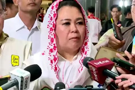 Respon Yenny Wahid Usai Gimmick Gibran Di Debat Keempat Pilpres 2024