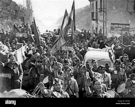 Politica francesa fotografías e imágenes de alta resolución Página 2