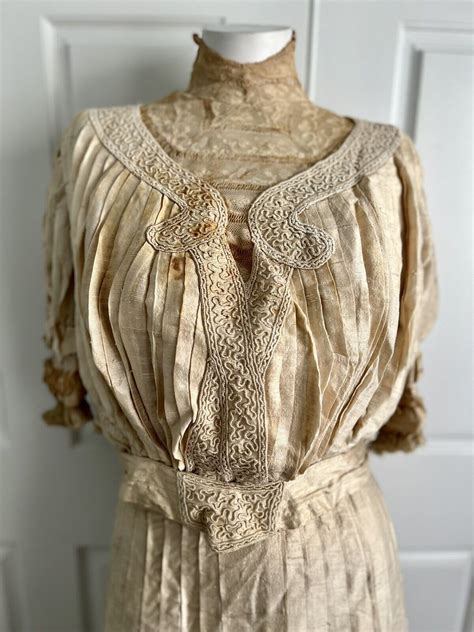 Antique Edwardian Victorian Ivory Silk Two Piece Dres Gem