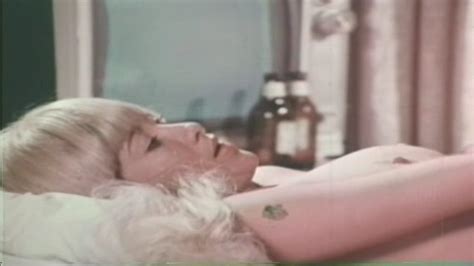 Kathy Hilton Desnuda En Escape To Passion