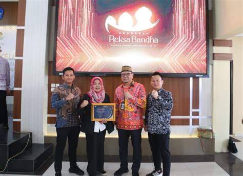 Unila Peringkat Kategori Pnbp Blu Dalam Anugerah Reksa Bandha